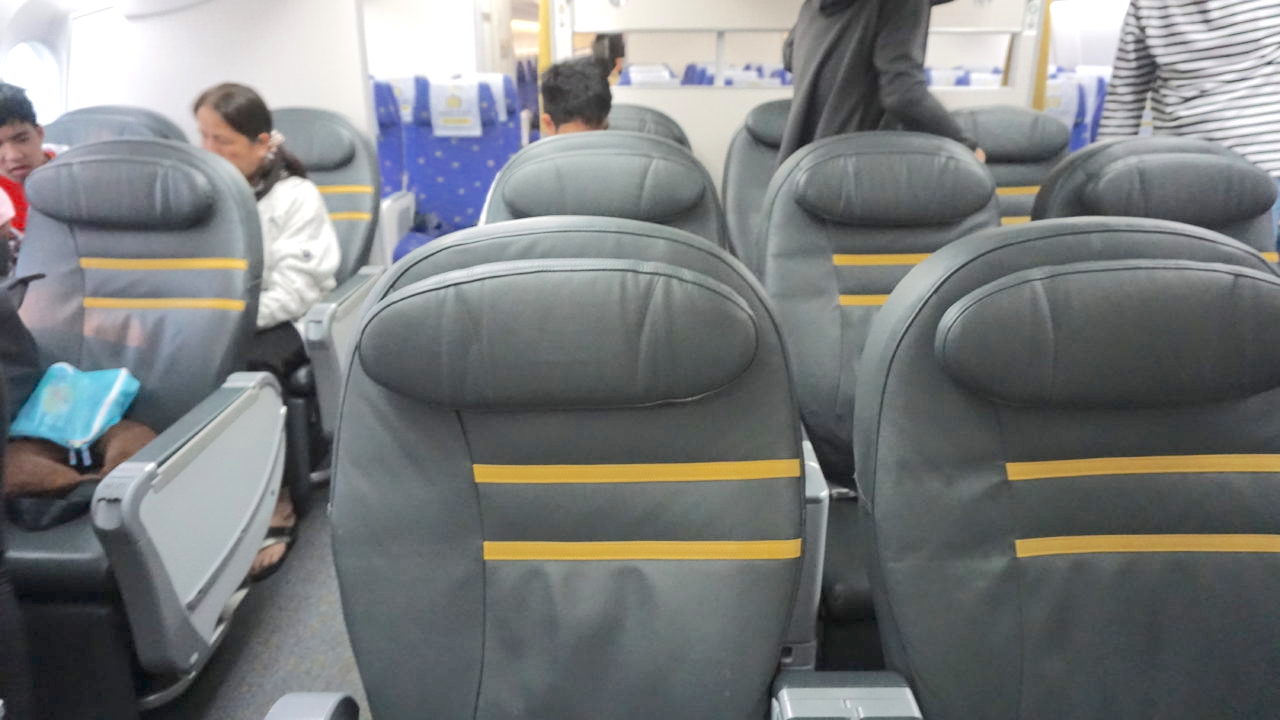 【スクートビズ体験談】SCOOTのプレミアムエコノミーのコスパが良すぎる！ - ノマドGO｜0からノマドワーカーを目指したい人へ